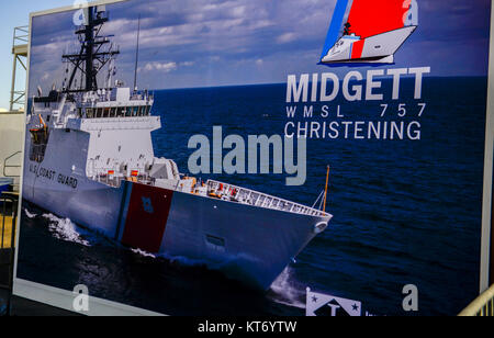 Coast Guard Cutter Midgett (WMSL 757) arrives to the port of Chennai ...