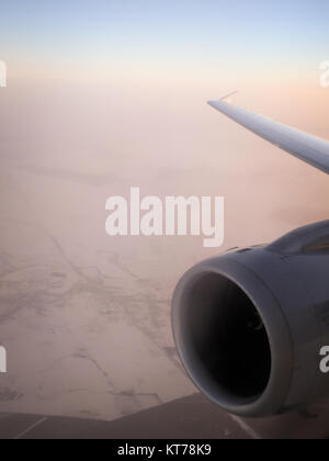 Plane engine, in flight Stock Photo - Alamy