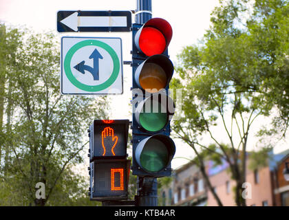 Pedestrian countdown at traffic lights Stock Photo: 99592837 - Alamy