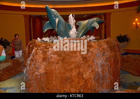 interior of Atlantis hotel Bahamas Stock Photo - Alamy