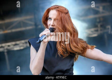 Simone Simons, singer of the Dutch symphonic metal band "Epica" with ...