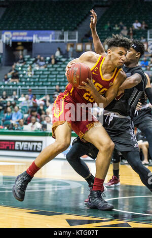 December 25, 2017 - USC Trojans guard Jordan McLaughlin (11) sets up ...