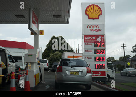 Shell and Coles express petrol station on the pacific highway in North ...
