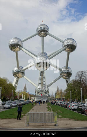 An Atomium modern structure in the shape of an atom and Mini-Europe ...