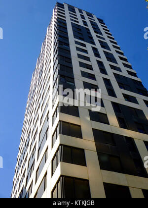 Torre Nova Diagonal 4 is a modern office building in Barcelona ...