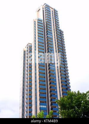 Edificio Kronos is a modern residential building located in Benidorm, Spain. Known for its sleek ...