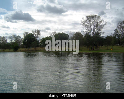 Atkinson Dam shoreline Stock Photo - Alamy