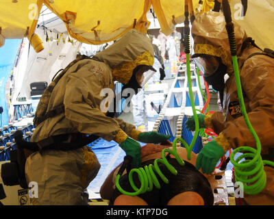 ORISKANY, N.Y. -- A non-ambulatory decontamination team from the 2nd ...