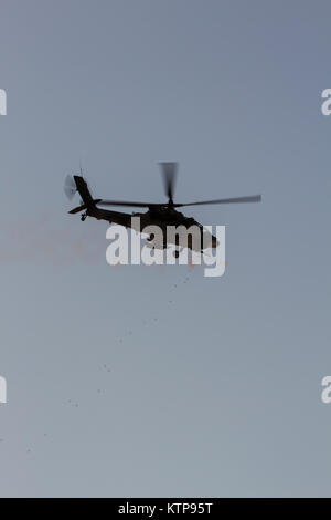 Air Force Joint Terminal Attack Controllers coordinate with Army ...