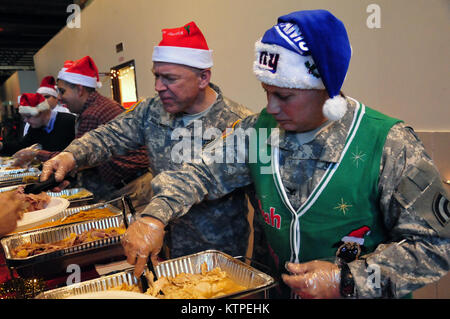 Army mess serving Christmas dinner Stock Photo - Alamy