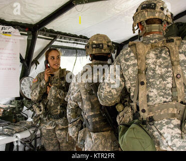 U.S. Army Reserve Rotational Training Unit Soldiers receive classroom ...