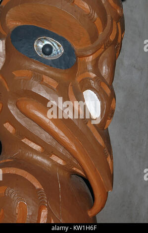 Maori carved wood design detail inside Whare runanga marai Waitangi ...