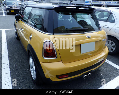 The BMW MINI Cooper S (R56) is a sporty, compact hatchback known for ...