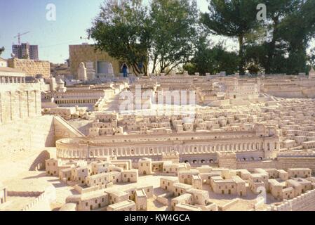 Holyland Model of Jerusalem scale model of the city of Jerusalem in the ...