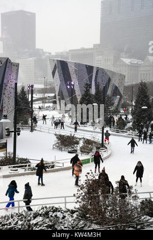 Ice skating ribbon. Maggie Daley Park, Chicago, Illinois Stock Photo ...