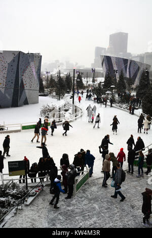 Ice skating ribbon. Maggie Daley Park, Chicago, Illinois Stock Photo ...