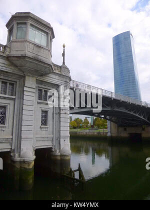The Puente de Deusto and Torre Iberdrola are prominent landmarks in ...