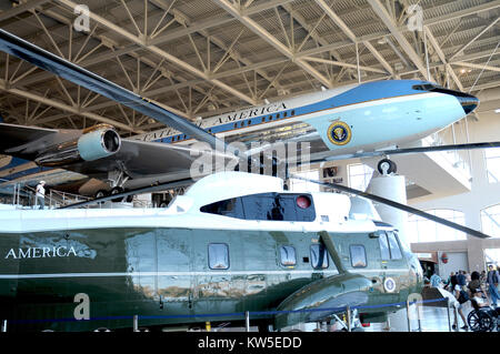 Marine Force One in Ronald Reagan Presidential Library and Museum, Simi ...