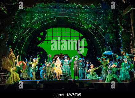 SYDNEY, AUSTRALIA - SEPTEMBER 25: Wicked the musical media call at the ...