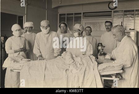 The 3rd floor theatre of King George Military Hospital, England, in ...