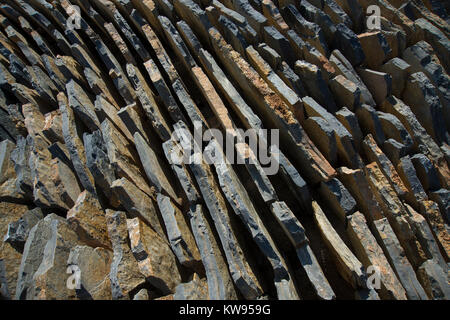 Building a rock rack garden in the city Stock Photo - Alamy