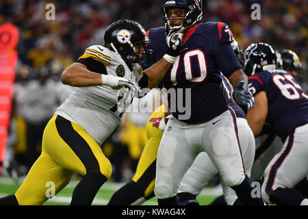 Pittsburgh Steelers defensive end Chris Wormley (95) sacks Baltimore ...