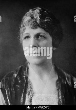 President Warren Harding and his wife, Florence in 1923 portrait Stock ...