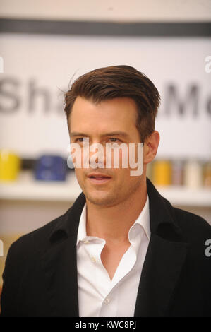 (L-R) Youth Hunger Activist Joshua Williams and Actor Josh Duhamel ...