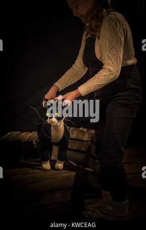 A performance of The Mousehole Cat in Mousehole Cornwall. Cousin Jacks ...