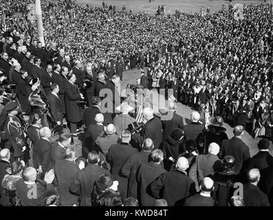 President Herbert Hoover addresses a crowd during his 1932 campaign for ...