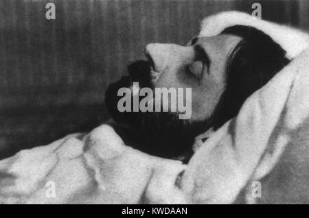 Marcel Proust on his death bed in 1922. He died while still working on ...