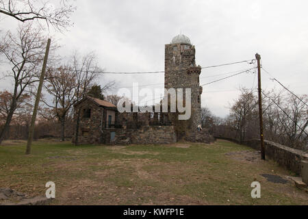 Lambert Tower at Garret Mountain reservation NJ Stock Photo - Alamy