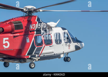 Los Angeles Fire Department Helicopter Stock Photo - Alamy