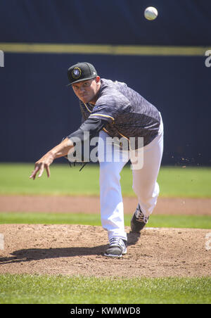 Quad Cities River Bandits pitcher Hunter Patteson (16) delivers a pitch ...