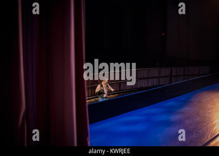Davenport, Iowa, USA. 1st Apr, 2017. Ballet Quad-Cities dancer Ryland ...