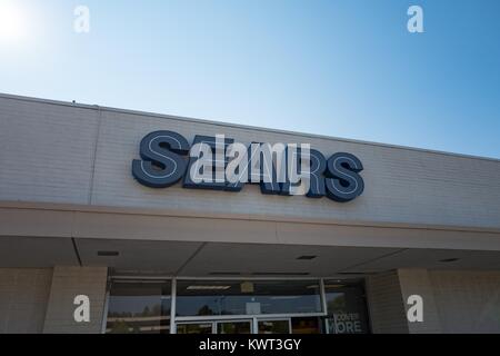 Sears department store in the Mall of America, Bloomington, Minneapolis ...