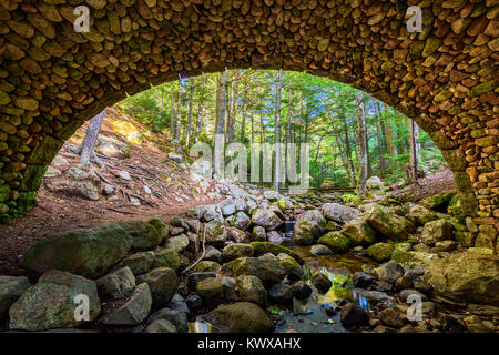 Cobblestone Bridge near Acadia National Park Stock Photo - Alamy