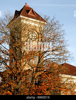 Polk County Courthouse in Dallas Oregon Stock Photo - Alamy