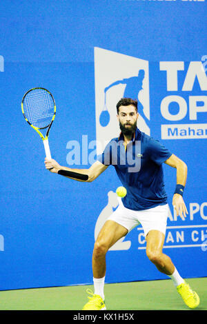 Pune, India. 5th January 2018. Benoit Paire of France in action in a ...