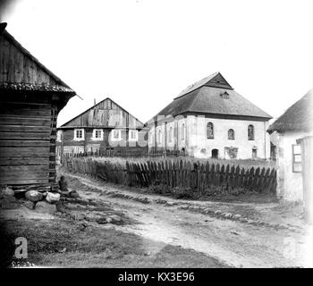 The Dziarečynskaja Synagogue in Belarus is a 20th-century Jewish ...