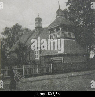 The image from 1915 depicts a significant event during World War I ...