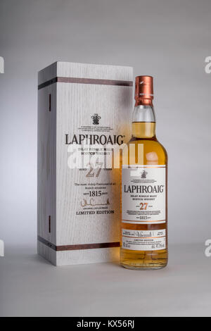 Single malt scotch whisky presentation box on white background Stock ...