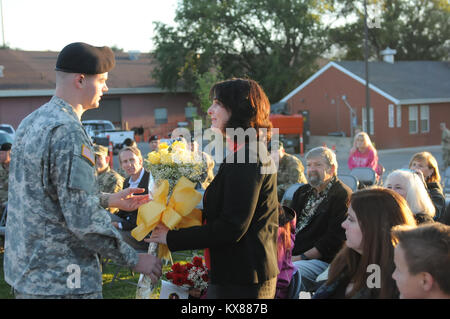 204th Maneuver Enhancement Brigade change of command photos Stock Photo ...