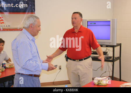 US Army National Guard recruiting Stock Photo - Alamy