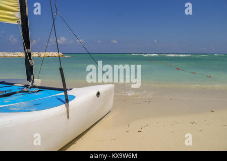 Shall we sail - time for fun in Jamaica Caribbean Stock Photo - Alamy