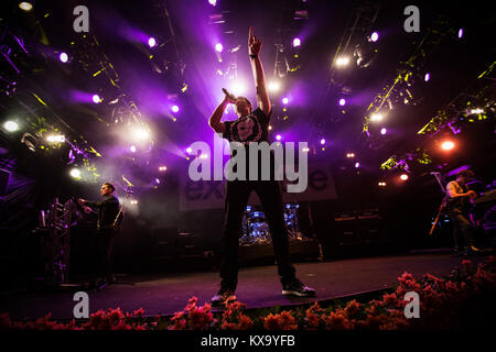 The English singer, songwriter and rapper Elliot John Gleave is better ...