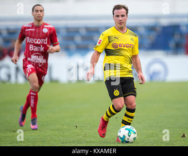 Marbella, Spain. 8th Jan, 2018. Dortmund's goalkeeper Eike Bansen plays ...