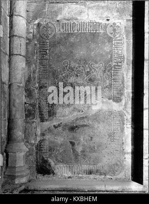 Exterior view of Skara Cathedral (Sankta Maria kyrka) in Sweden, a ...