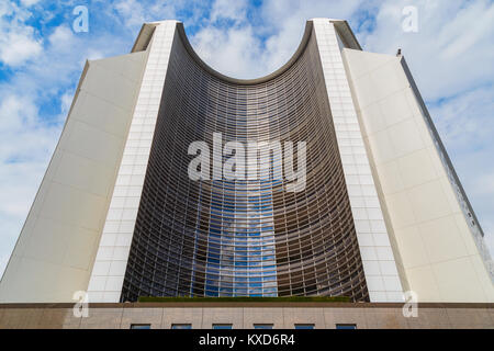 Osaka Prefectural Police Headquarters Stock Photo - Alamy