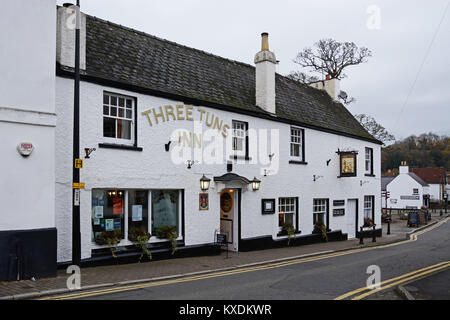 The Three Tuns Inn old pub in 2020. Bridge Street, Chepstow ...